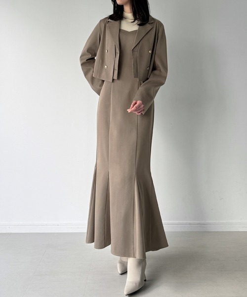 セール】レイヤードデザインショートジャケット＋マーメイドキャミ