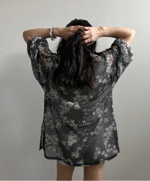 AMERI（アメリ）の「KEITAMARUYAMA × AMERI BLUR FLOWER TOP（シャツ/ブラウス）」 - WEAR