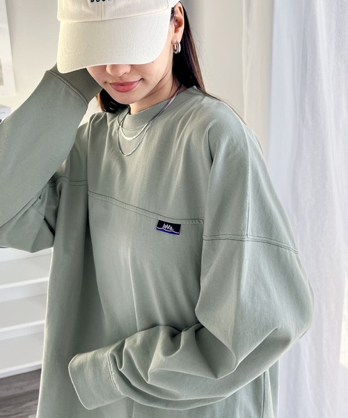 Java（ジャバ）の「《JaVaジャバコラボ》春の必需品!アメカジムード漂うハンサムルック。コットン100%長袖フットボールオーバーサイズプルオーバー（Tシャツ/カットソー）」 - WEAR