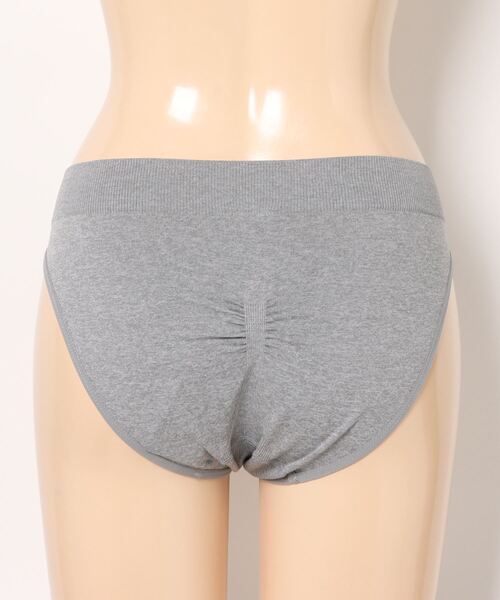 Champion（チャンピオン）の「Champion CW6HA302 REGULARSHORTS（ショーツ）」 - WEAR