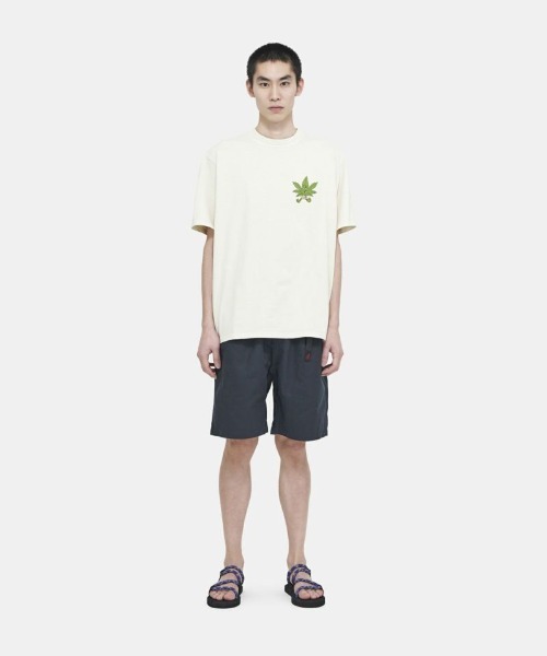 Gramicci（グラミチ）の「【EXCLUSIVE】HEMPMAN TEE (BONE/FADED OLIVE) | ヘンプマンTシャツ（T ...