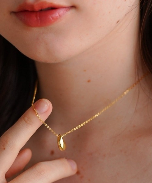 CHERIE（シェリー）の「ドロップ ネックレス 雫型 チャーム 上品 小ぶり 華奢 silver925 s925 18k k18 18金 コーティング チェーン（ネックレス）」 - WEAR