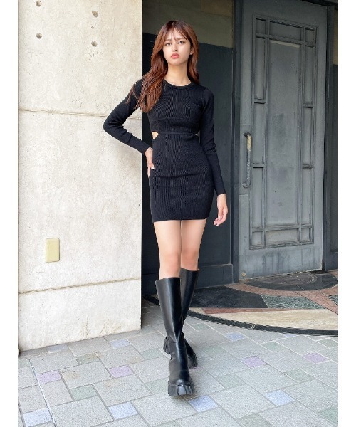 ENVYM（アンビー）の「バストラインカッティングKnit OP（ワンピース）」 - WEAR