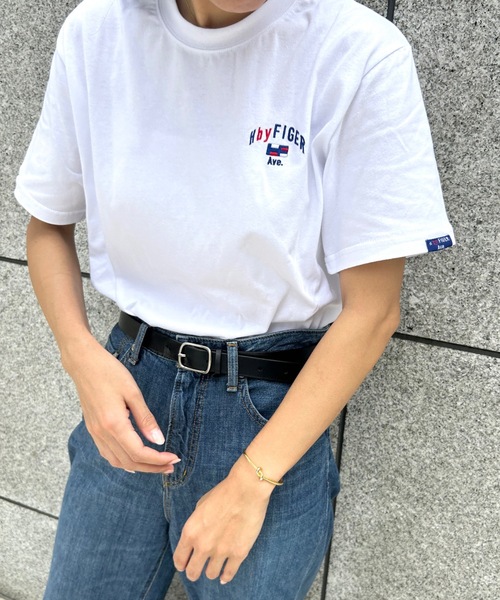 Niell（ニール）の「【H by FIGER/エイチ バイ フィガー】刺繍ロゴ 半袖 Tシャツ（Tシャツ/カットソー）」 - WEAR