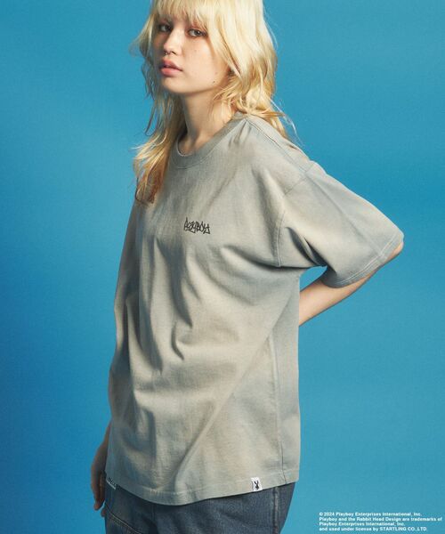 PLAYBOY（プレイボーイ）の「【SEQUENZ（シークエンズ）】PB VINTAGE COLLAGE S/S TEE / PLAYBOY×Sequenz 90s Tシャツ スプレーブリーチ ...