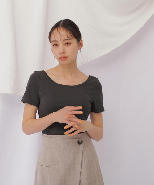 JILL by JILL STUART（ジルバイジルスチュアート）の「 《JILL by BASIC》カップ付きTシャツ（Tシャツ/カットソー）」 - WEAR