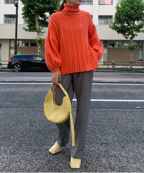 Ameri（アメリ）の「FLUFFY LOOSE KNIT TOP（ニット/セーター）」 - WEAR