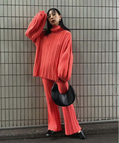 Ameri（アメリ）の「FLUFFY LOOSE KNIT TOP（ニット/セーター）」 - WEAR