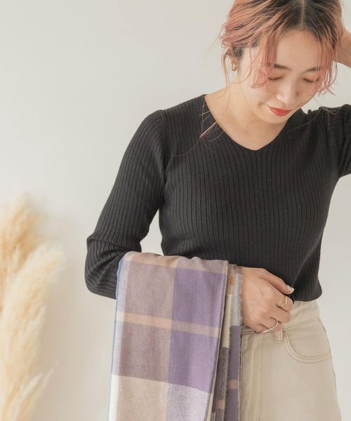 ITEMS URBANRESEARCH（アイテムズ アーバンリサーチ）の「モチモチリブVネックニット（ニット/セーター）」 - WEAR
