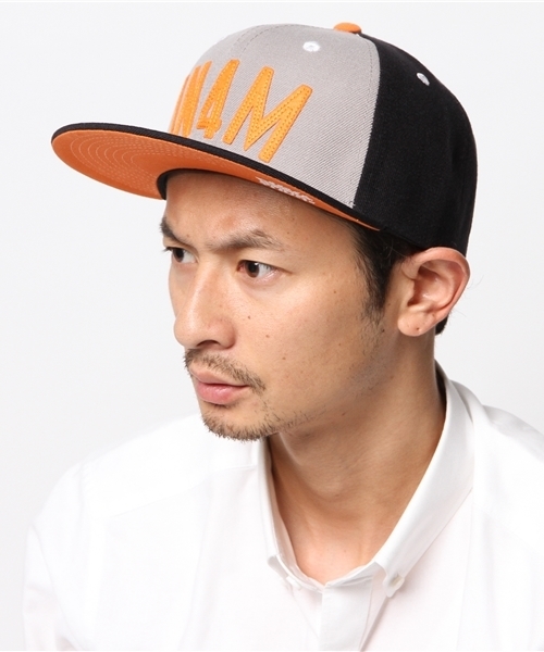 ONSPOTZ（オンスポッツ）の「IN4MATION SNAPBACK CAP IN4M BLACK（キャップ）」 - WEAR