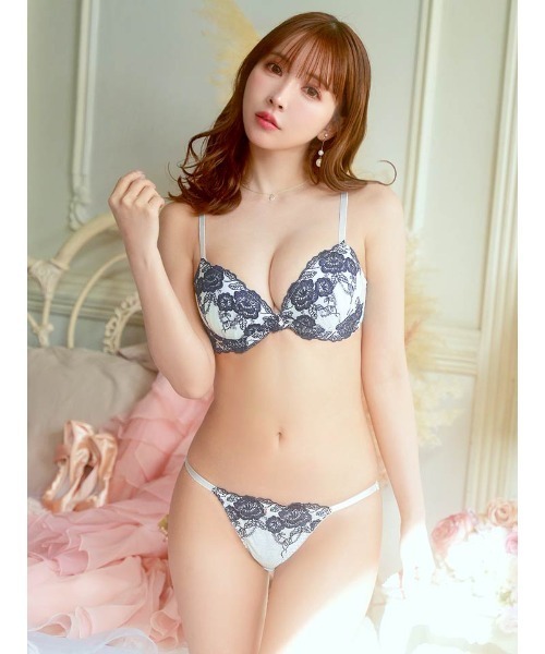 DRW（ドロー）の「[DRW]3点セット ブラジャー ショーツ セット レトロ フラワー ブルーム ブラジャー & フルバック & Tバック ショーツ セット（ブラ&ショーツ）」 - WEAR