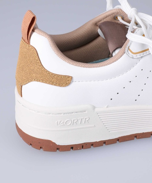 ORTR（オーアールティーアール）の「【ORTR】パンチングスニーカー（スニーカー）」 - WEAR