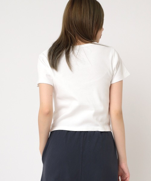 RNA（アールエヌエー）の「M2240 ハートロゴフライスミニT（Tシャツ/カットソー）」 - WEAR