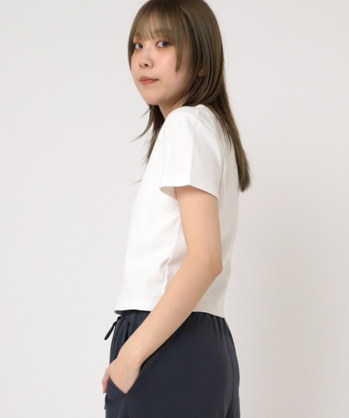 RNA（アールエヌエー）の「M2240 ハートロゴフライスミニT（Tシャツ/カットソー）」 - WEAR