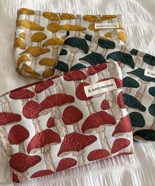 Mayree（メイリー）の「【urge select】きのこ柄 マルチポーチ（ポーチ）」 - WEAR