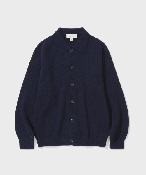 SHIRTER（シャーター）の「LOGO PATTERN CARDIGAN V3 (NAVY)（カーディガン/ボレロ）」 - WEAR