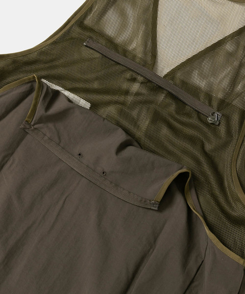 BURLAP OUTFITTER（バーラップアウトフィッター）の「【別注】BURLAP OUTFITTER VEST（ベスト）」 - WEAR