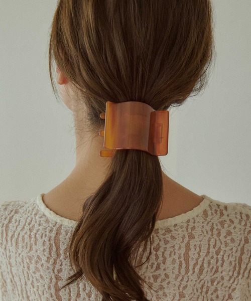 GOLDY（ゴールディ）の「ワイド ウェーブ アセチ ヘアー クリップ（バレッタ/ヘアクリップ）」 - WEAR