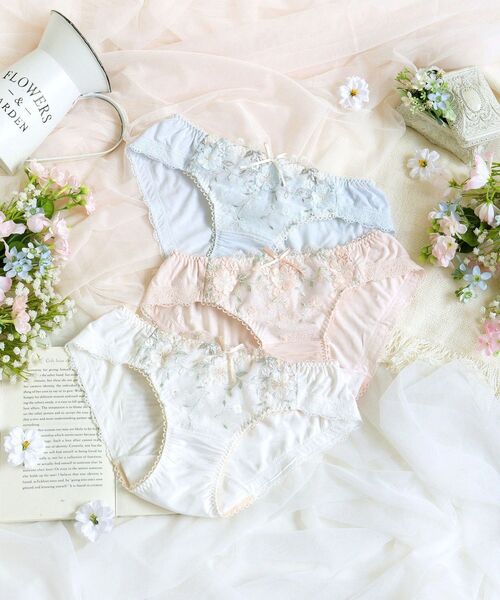 Risa Magli（リサマリ）の「シュクリエ サニタリーショーツ（ショーツ）」 - WEAR