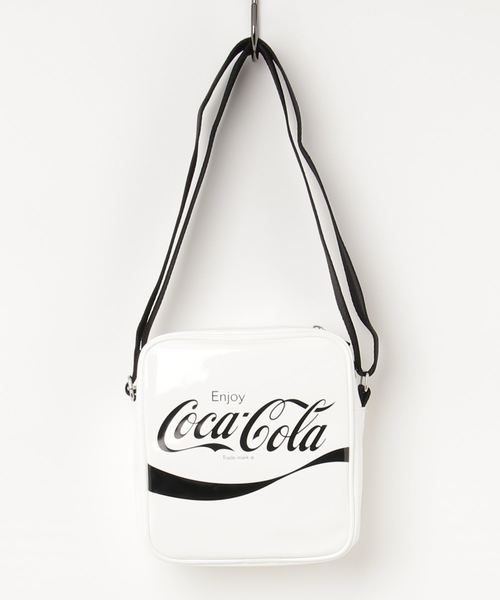 Coca Cola（コカコーラ）の「KOL ME BABY(コルミーベイビー）KOL ME BABY コカ・コーラエナメルサコッシュ ...