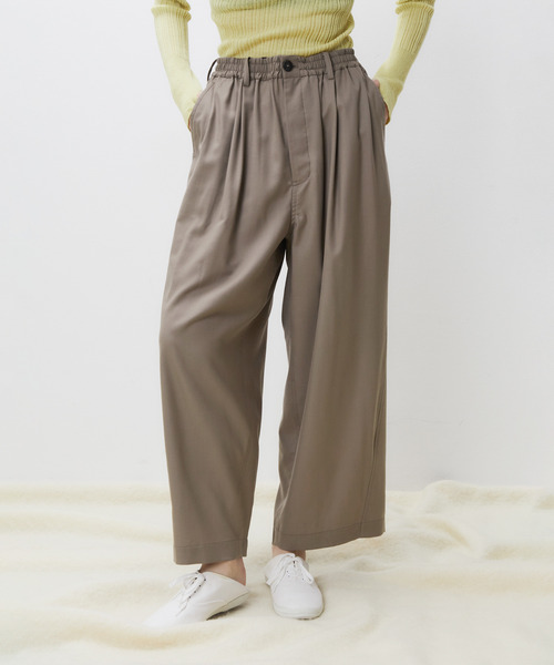 unfil（アンフィル）の「unfil アンフィル / superfine wool gabardine BIG easy trousers ...