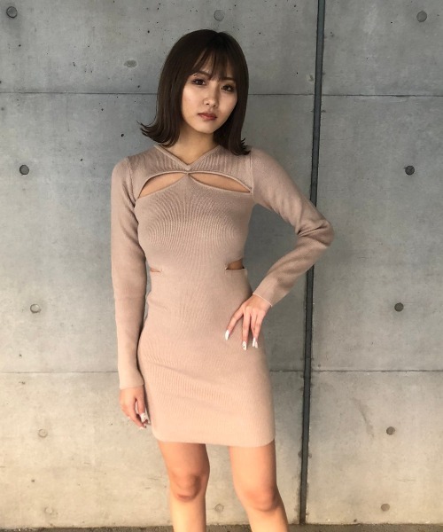 ENVYM（アンビー）の「デコルテカッティングKnit OP（ワンピース）」 - WEAR