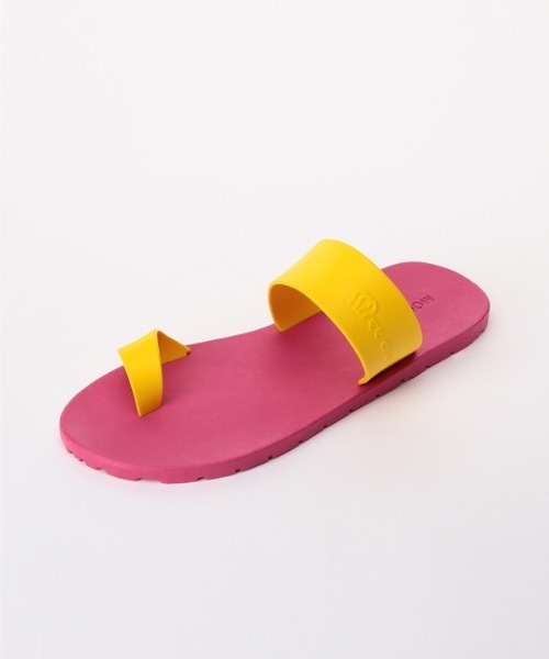 moochuu（ムーチュー）の「【moochuu 】MC05ポップサンプ / MC05 Pop Thump（サンダル）」 - WEAR