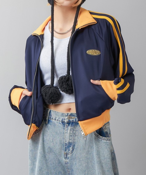 SPINNS（スピンズ）の「【10色展開】ワンポイント刺繍 ラインジャージ トラックジャケット（ジャージ）」 - WEAR