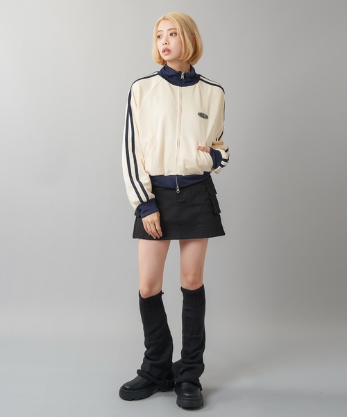 SPINNS（スピンズ）の「【10色展開】ワンポイント刺繍 ラインジャージ トラックジャケット（ジャージ）」 - WEAR