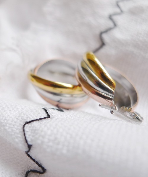 TUWAKRIM（トゥワクリム）の「24kgfデザインフープピアスmix（ピアス（両耳用））」 - WEAR