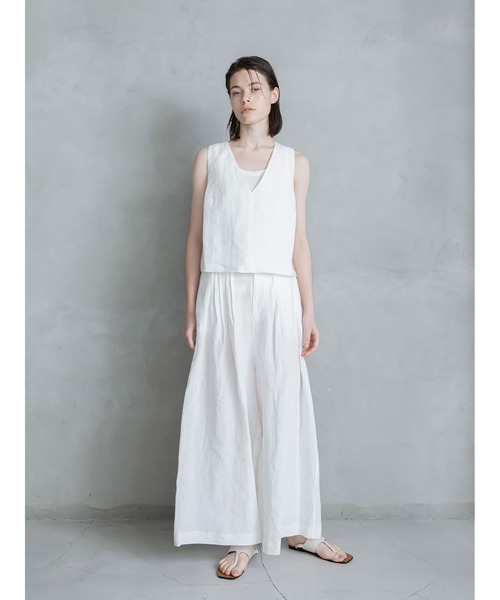 enchainement（アンシェヌマン）の「Linen Cross Back V-Neck Top（ベスト）」 - WEAR