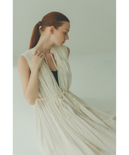 Heriter（エリテ）の「ハンドスモッキングワンピース（ワンピース）」 - WEAR