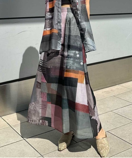 ART COLLAGE PRINT SHEER SKIRT（スカート）｜AMERI（アメリ）のファッション通販 - ZOZOTOWN