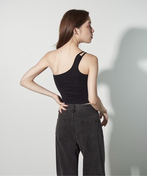 Y/lim（イリム）の「Y/lim カップ付ワンショルダータンクトップ（タンクトップ）」 - WEAR