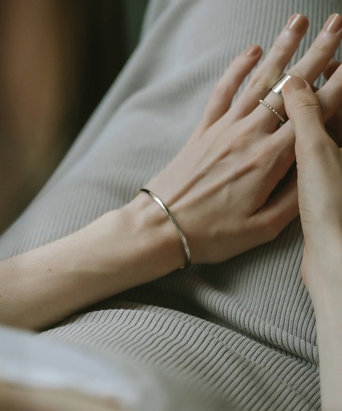 Ops.（オプス）の「バングル レディース シルバー925 ゴールド 金属アレルギー対応【ladier ラディエール】（バングル/リストバンド ...