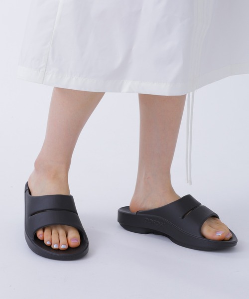 OOFOS（ウーフォス）の「OOFOS O Oahh（サンダル）」 - WEAR