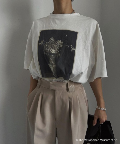 AMERI（アメリ）の「AMERI×THE MET L´AGONIE DES FLEURS TEE（Tシャツ/カットソー）」 - WEAR