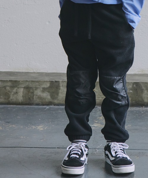 PAIRMANON STREET（ペアマノンストリート）の「【PAIRMANON STREET】マイクロフリース 膝パッチ パンツ（その他パンツ）」 - WEAR