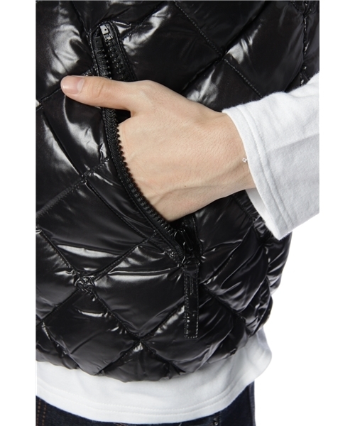 UNITED ARROWS（ユナイテッドアローズ）の「DUVETICA Aconzio (u1027)（ダウンベスト）」 - WEAR