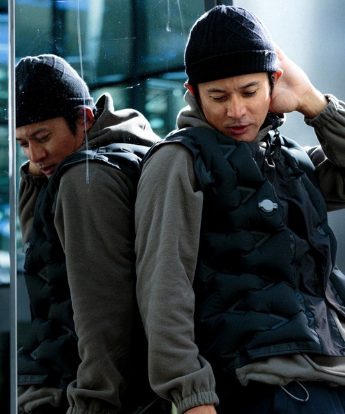 WILD THINGS（ワイルドシングス）の「narifuri × WILD THINGS エアーダウンモンスターパーカー（ダウンジャケット/コート）」 - WEAR