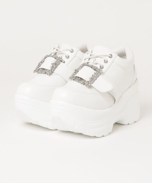 【セール】軽量厚底 ビジューバックルスニーカー（スニーカー）｜LOVEHUNTER（ラブハンター）のファッション通販 - ZOZOTOWN