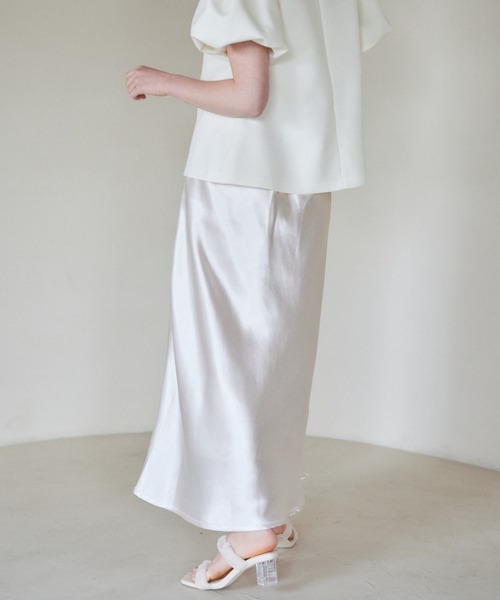 pomiii（ポミー）の「Aラインサテンスカート（スカート）」 - WEAR
