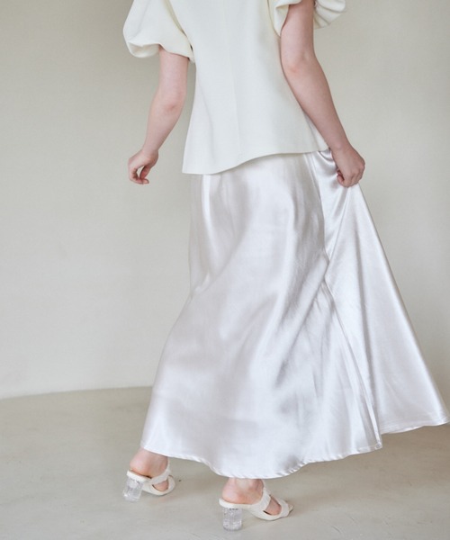 pomiii（ポミー）の「Aラインサテンスカート（スカート）」 - WEAR