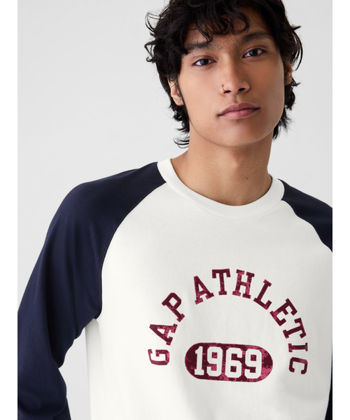 【セール】GAP ATHLETICロゴ ラグランTシャツ(ユニセックス)（Tシャツ/カットソー）｜GAP（ギャップ）のファッション通販 - ZOZOTOWN