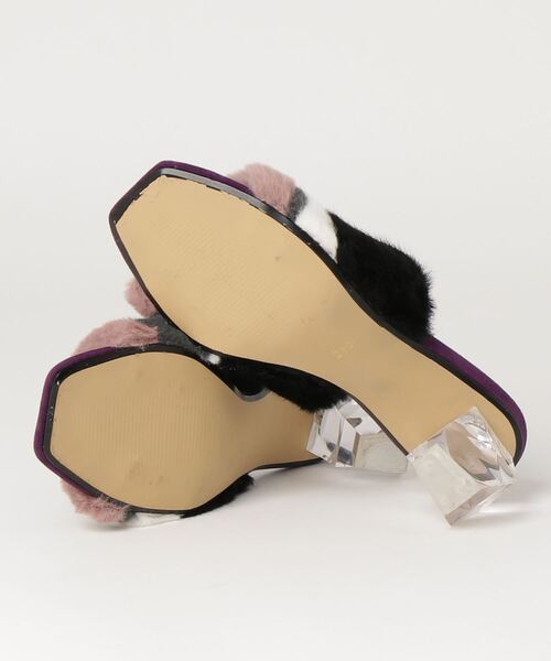 MYne self（マインセルフ）の「FUR SANDAL（サンダル）」 - WEAR