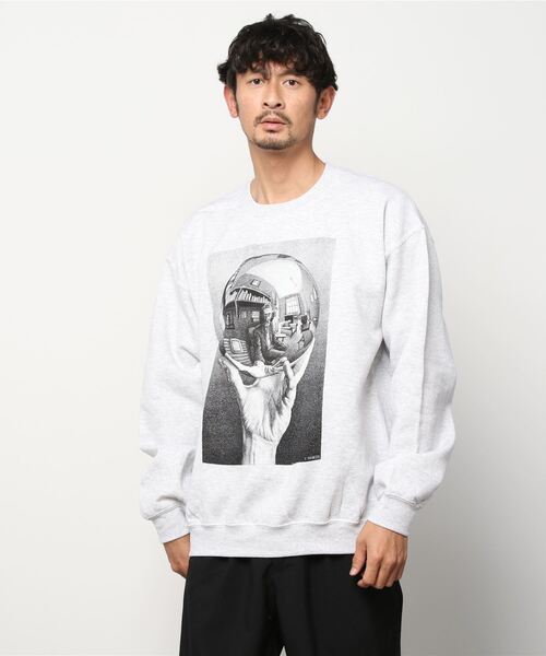 GILDAN（ギルダン）の「【GILDAN】M.C.ESCHER CREW SWEAT【W】【it】【UT13】（スウェット）」 - WEAR