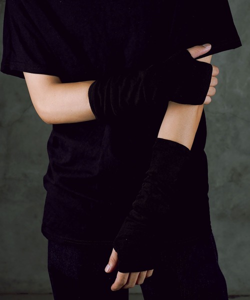 G.O.C（ジーオーシー）の「ニットアームウォーマー（その他）」 - WEAR