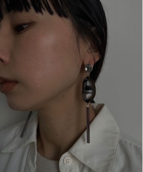 Ameri（アメリ）の「ROUGH CLEAR RANGE PIERCE（ピアス（両耳用））」 - WEAR