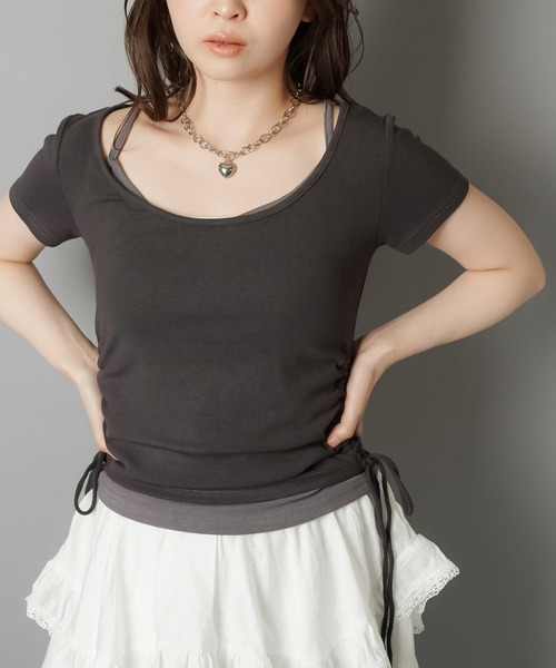 SPINNS（スピンズ）の「キャミソールレイヤード風半袖カットソー/裾ギャザー（Tシャツ/カットソー）」 - WEAR