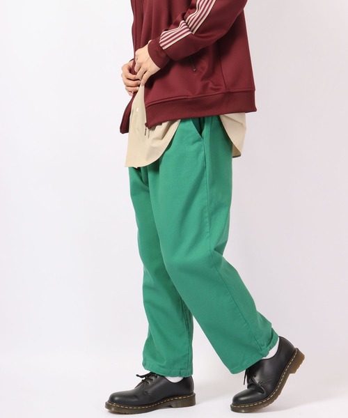 ROOT THREE（ルートスリー）の「ROOT THREE デニム カツラギ ワイド スケーターパンツ（デニムパンツ）」 - WEAR